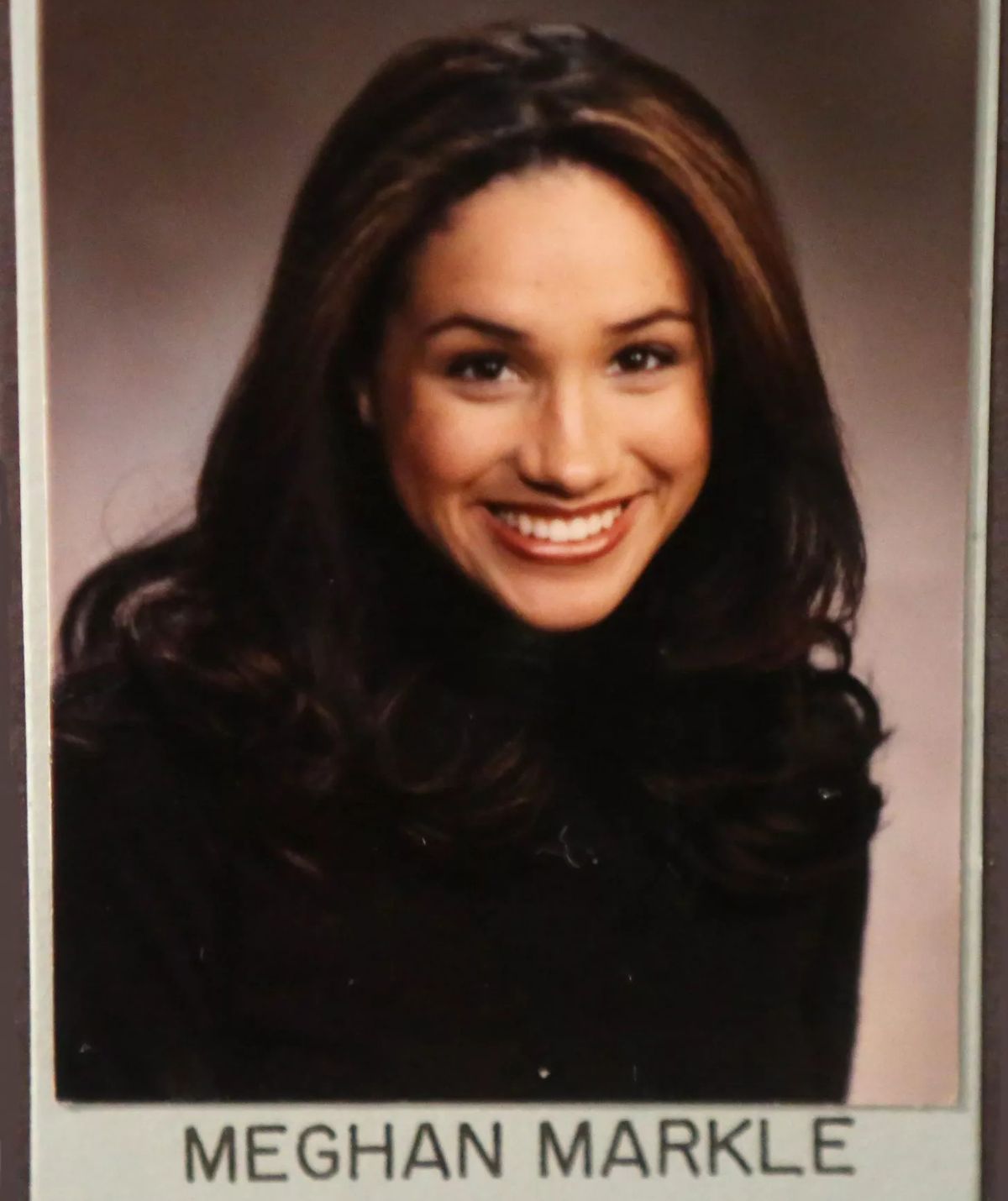 These rare photos of a young Meghan Markle show what her life was like ...