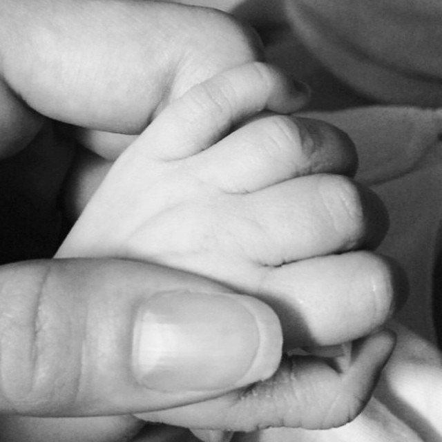 Robyn Lawley welcomes baby girl Ripley