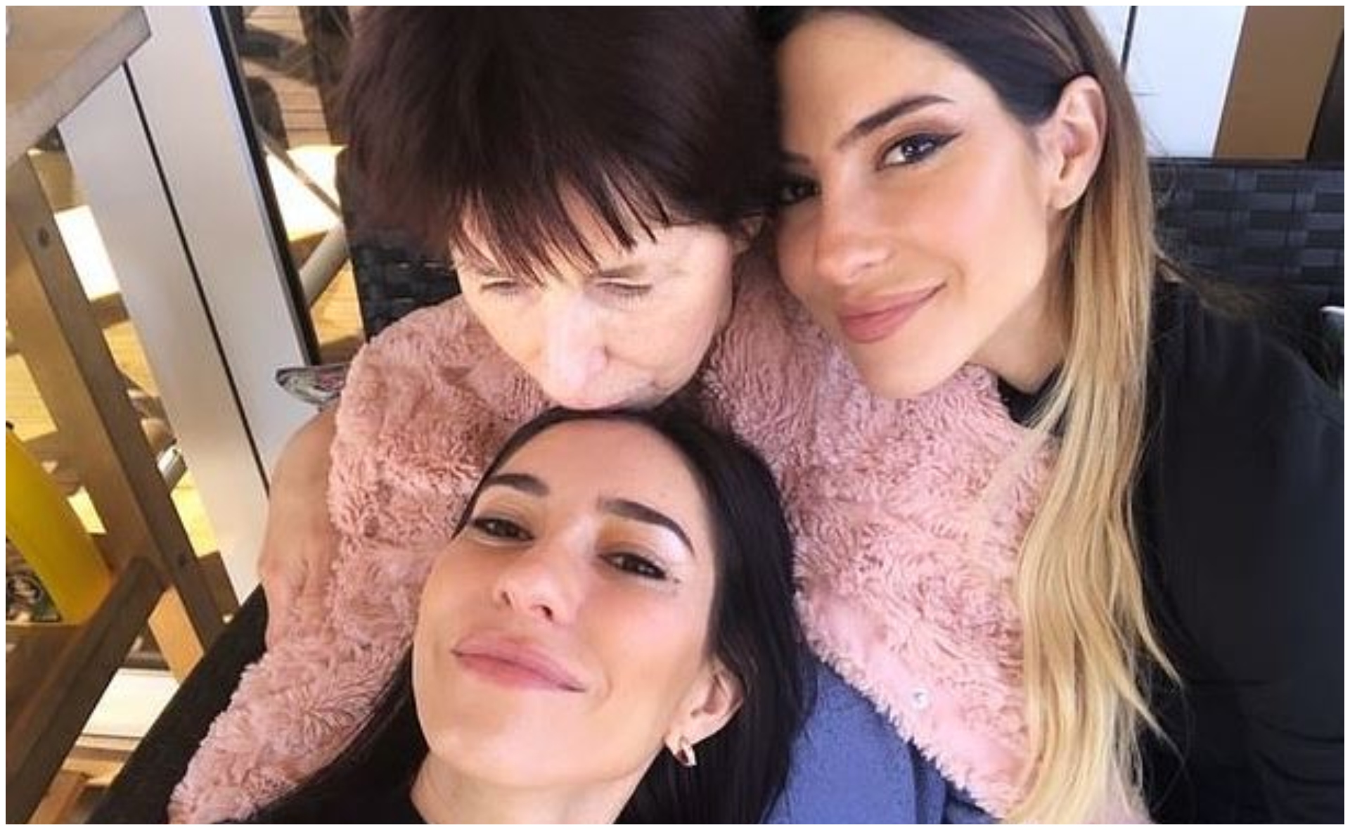 Veronicas singer Jess Origliasso gets engaged to partner Alex Smith