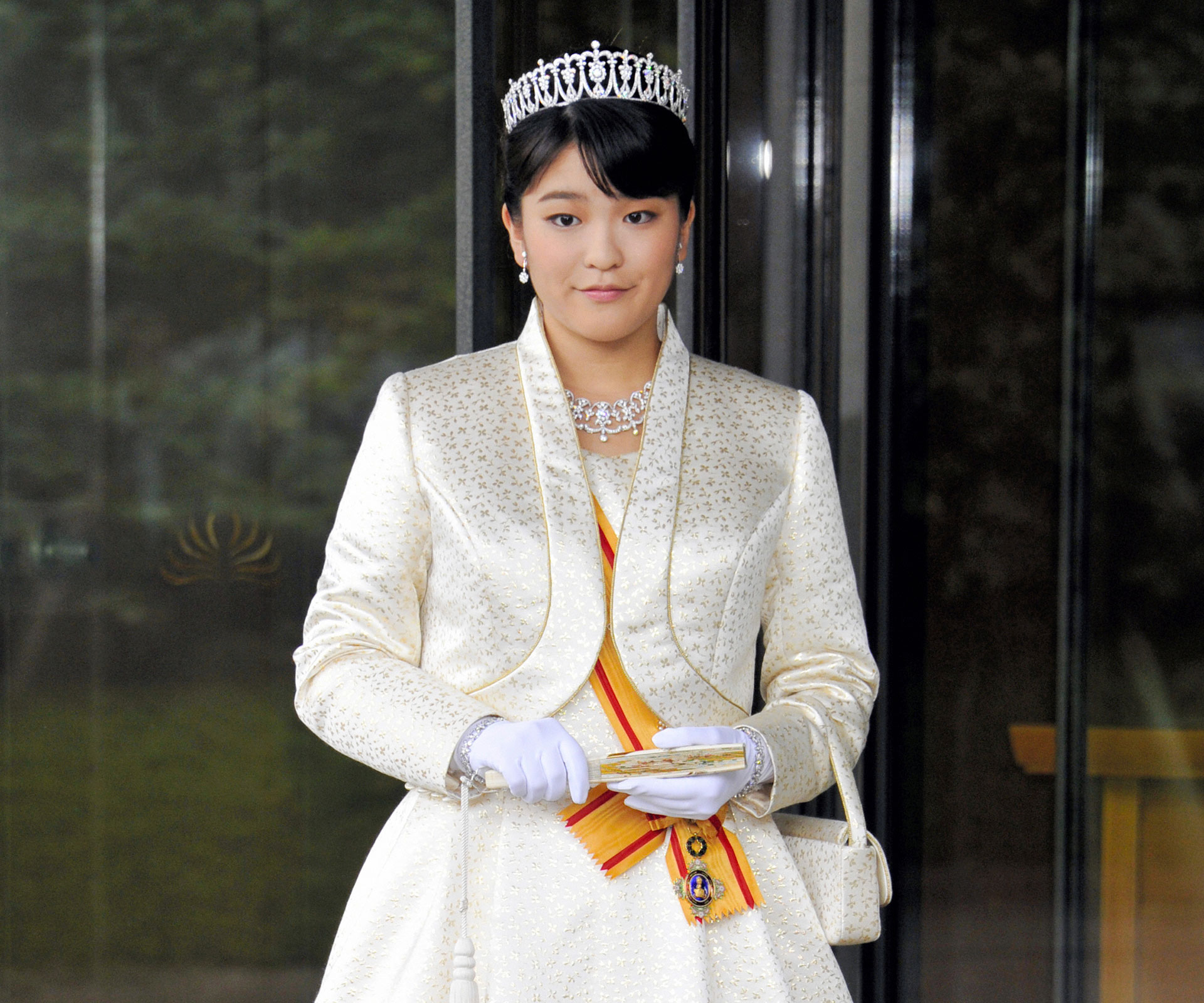Princess Mako of Japan goes undercover in England
