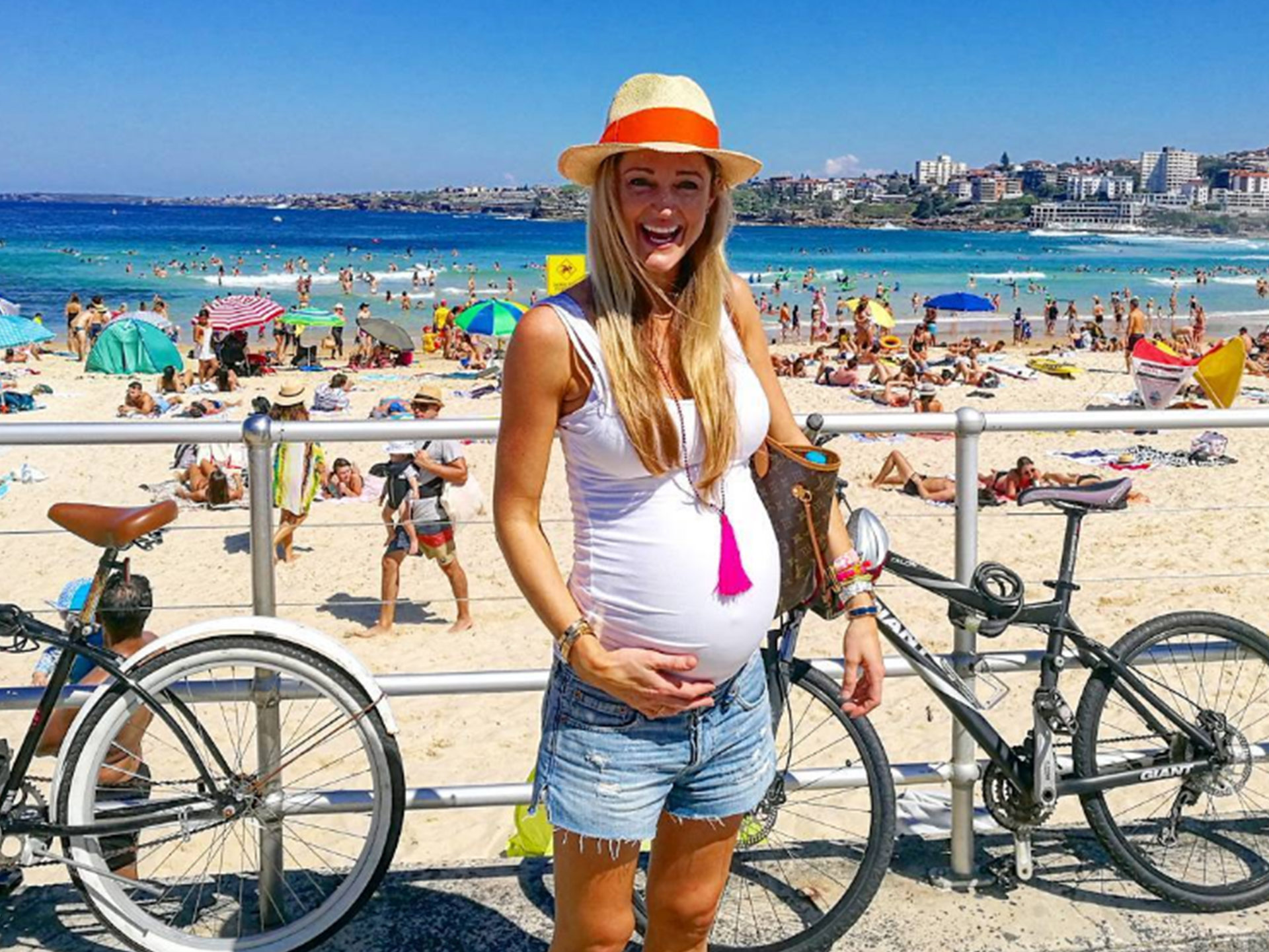 Bump loving! Celebrities and their beautiful bellies