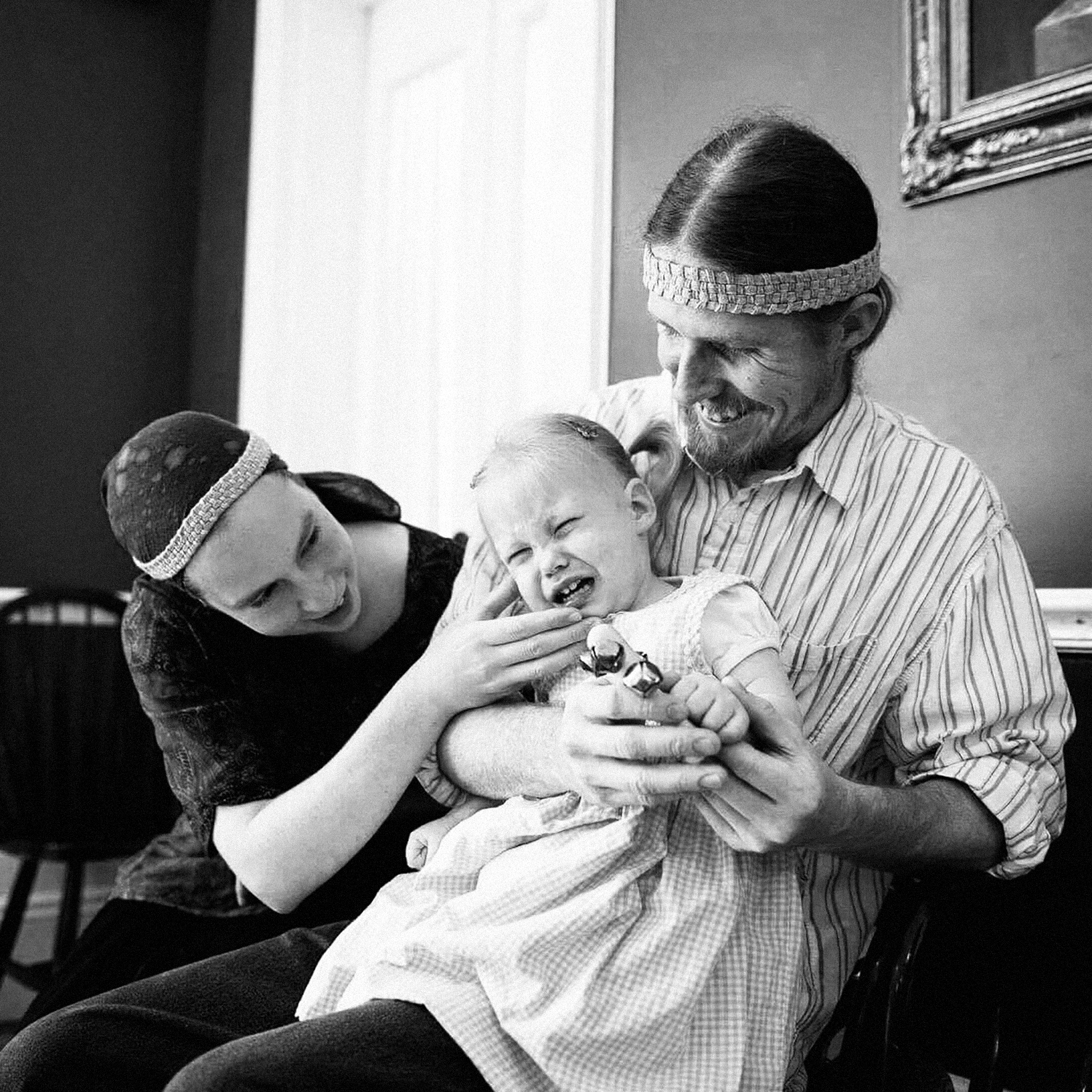 What is it like in the Twelve Tribes community cult?