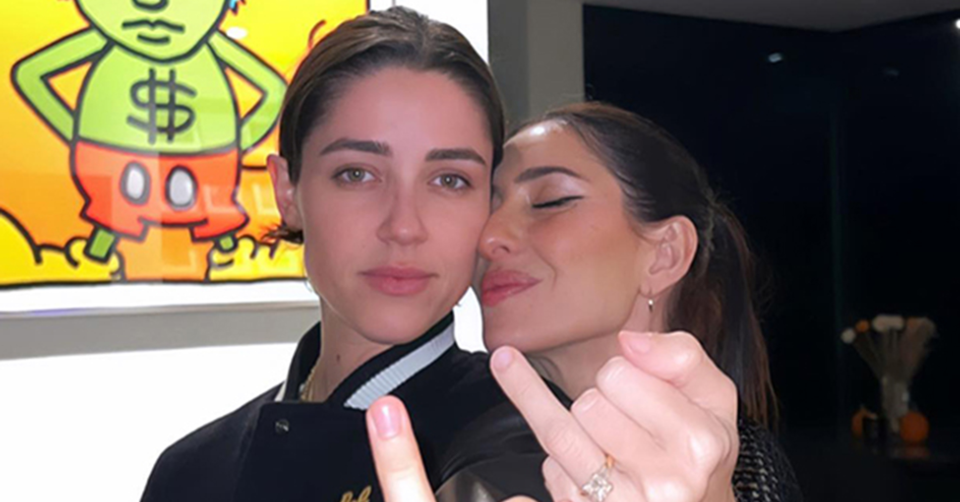 Veronicas singer Jess Origliasso gets engaged to partner Alex Smith
