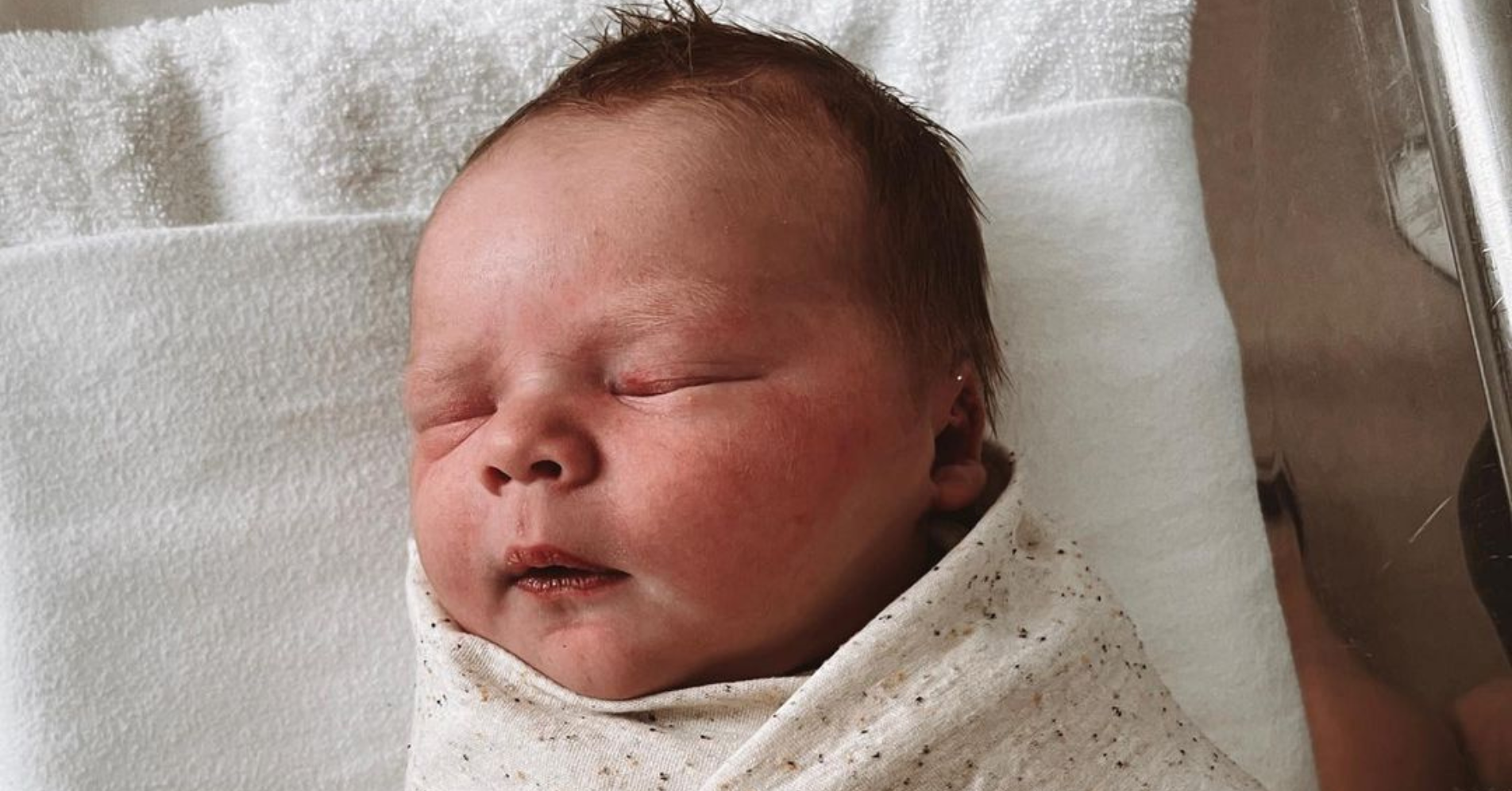 Former Neighbours star welcomes baby