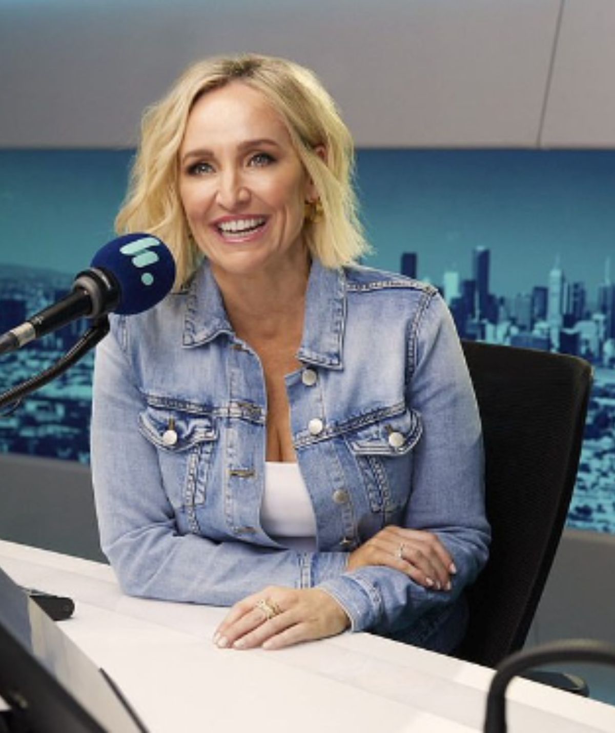 Fifi Box is engaged! Her romantic holiday to Hawaii
